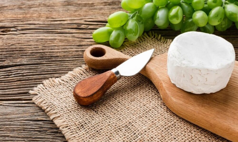 Low Fat Cheese: A Healthy Alternative to Full-Fat Cheese