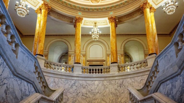 Exploring the Elegance of 112 Dolphin House London Diego