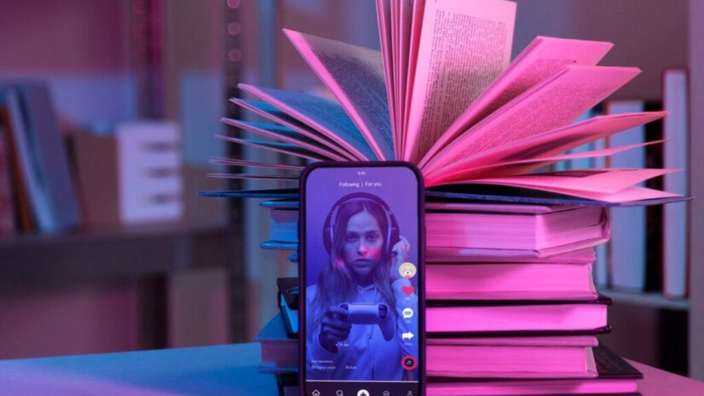 Isabelle Lynn Kertzie Instagram: A Blend of Academic and Online Connections